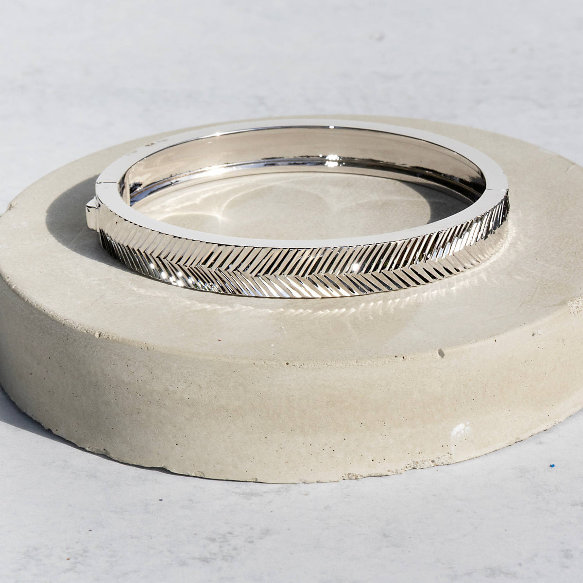 Native Gem Sunray Bangle - Gold – Luck Lafayette